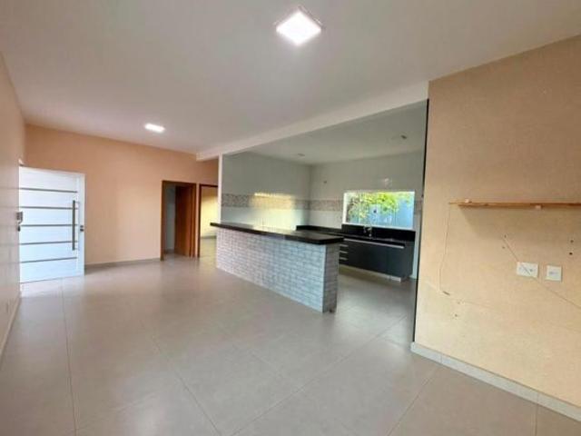 SOBRADINHO CONDOMÍNIO ALTO DA BOA VISTA 2 QUARTOS SENDO 1 SUÍTE LOTE AMPLO DE 511 m²