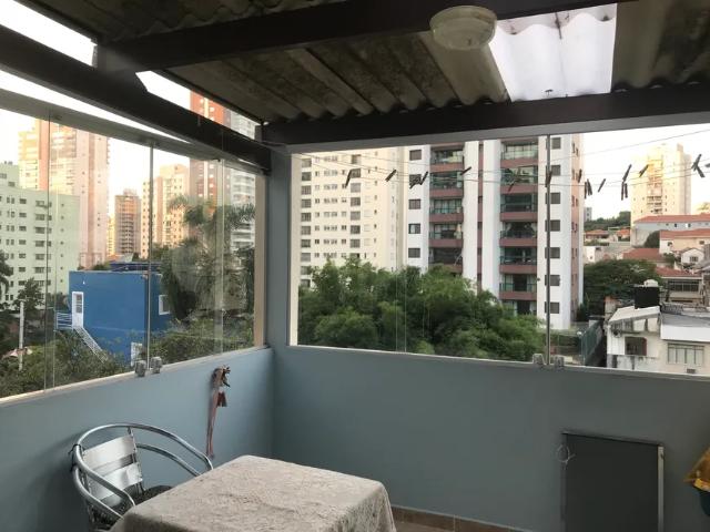 Sobrado muito bem, localizado na região de Santa Terezinha, com 3 dormitórios e 3 vaga de garagem