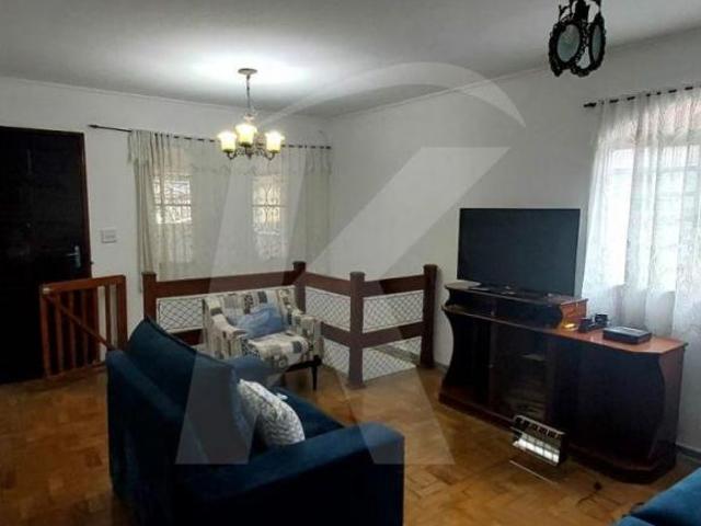 Sobrado Multifamiliar com 6 Dormitorios Vila Isolina Mazzei
