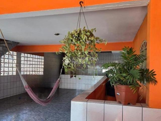 SOBRADO MAUÁ PARQUE ALVORADA 3 Casas no mesmo terreno