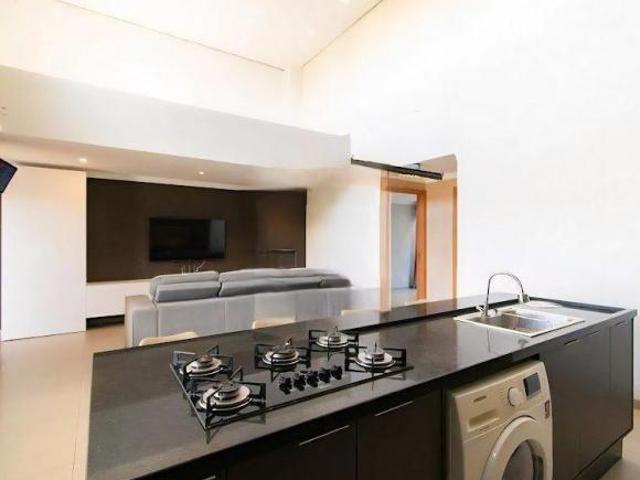 SOBRADO MOBILIADO 152m², 2 QUARTOS 4 VAGAS DE GARAGEM IGARA CANO