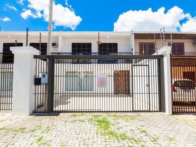 Sobrado mobiliado à venda no Boa Vista