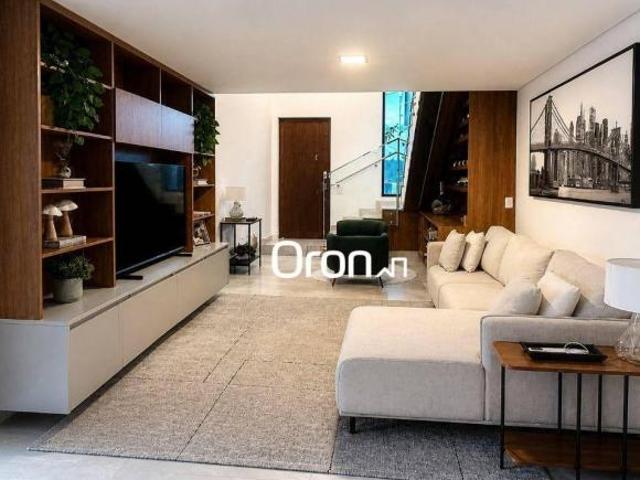 Sobrado mobiliado com 3 dormitórios à venda, 220 m² por R$ 2.400.000 Jardins Versalhes Aparecida