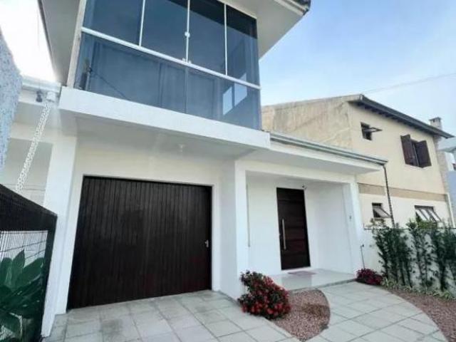 Sobrado mobiliado com 03 dormitórios