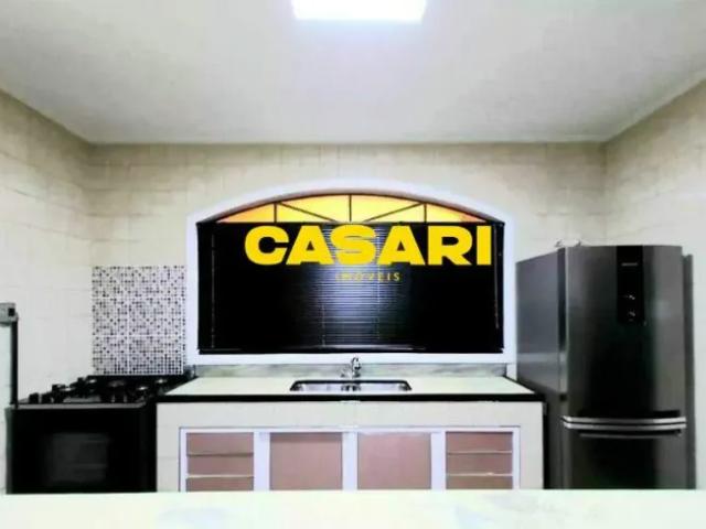 Sobrado Mobiliado com Suíte, Edícula e Espaço Gourmet – 238m² à Venda