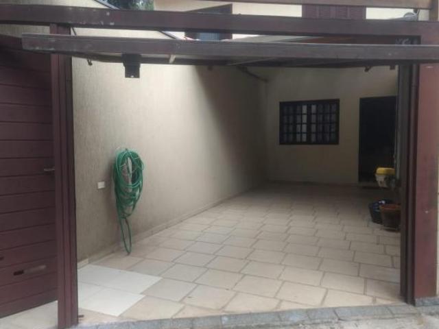 Sobrado mobiliado disponível para venda – pronto para morar!