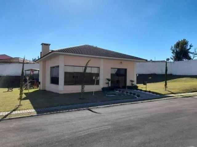 Sobrado Moderno 3 Quartos 1 Suíte em Condomínio Fechado Campo de Santana