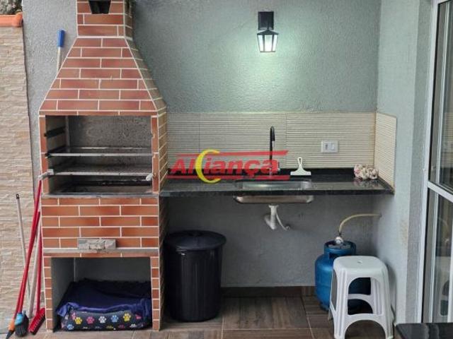 SOBRADO MODERNO COM PISCINA E AMPLO QUINTAL OPORTUNIDADE!