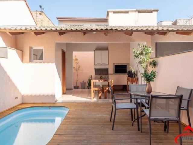 Sobrado moderno com 3 dor, suíte, piscina e espaço gourmet no Jardim Itu