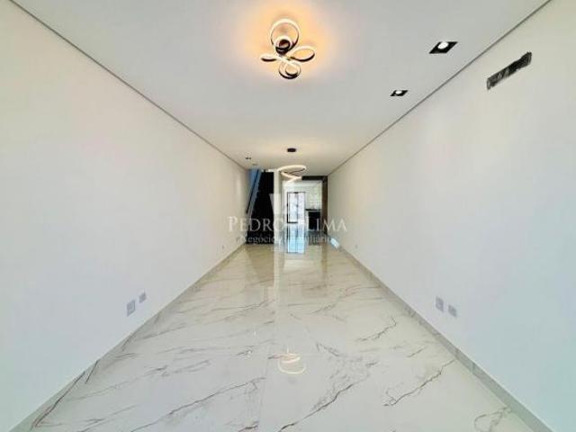 Sobrado Moderno de excelente acabamento 200m², 3 suítes, área gourmet e 2 vagas na Penha