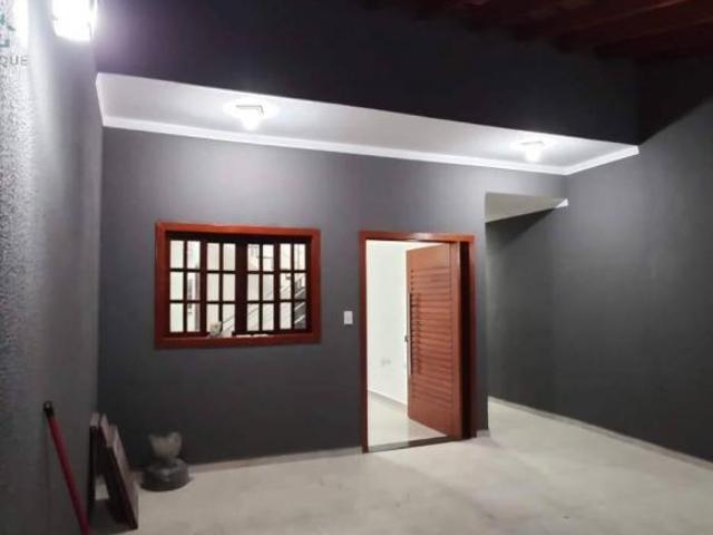 Sobrado moderno e muito bem distribuído – aceita permuta!