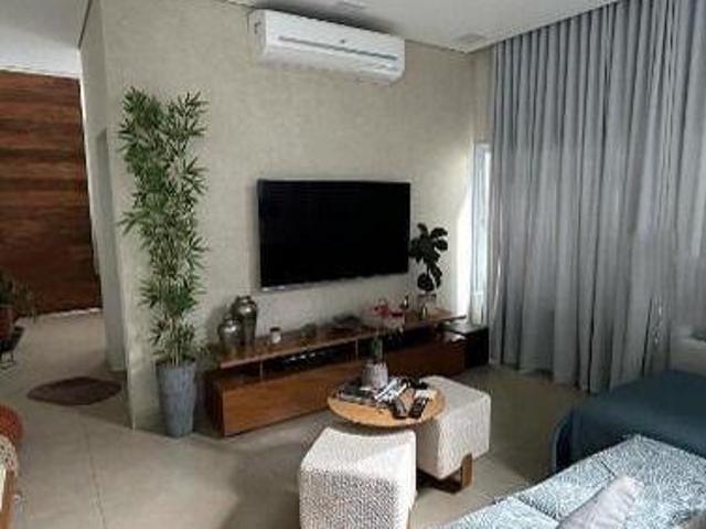 Sobrado moderno e sofisticado no Condominio Chacara Ondina