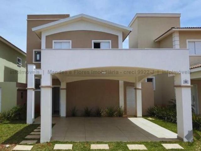 Sobrado Moderno em Condomínio Villas Dhama| 1 Suíte + 2 Quartos | Bairro Tiradentes