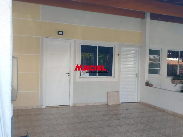 Sobrado Moderno em Condomínio Fechado com Lazer Completo e Espaço Gourmet!