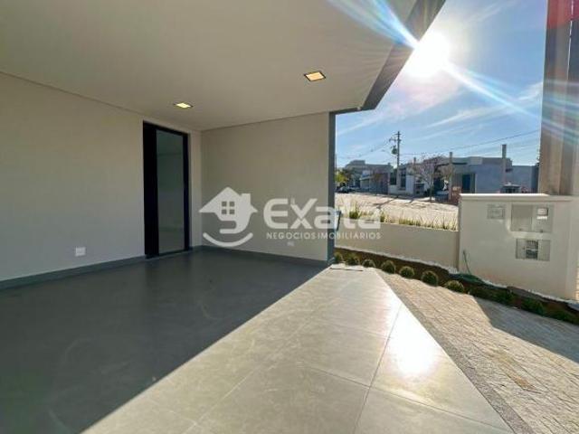 Sobrado moderno no Condominio Villagio Wanel com 3 suites e escritorio – conforto e sofisticacao na