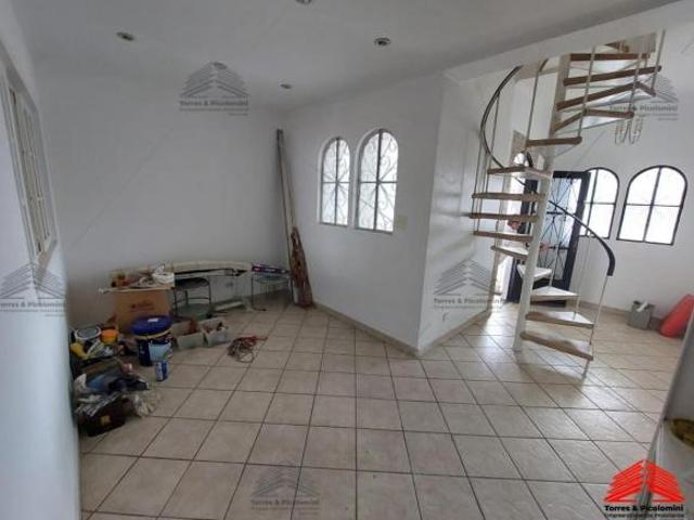 Sobrado Moóca com 3 Dormitórios, 2 Vagas em Ótima Localização. Próximo ao Assai Atacadista, Armarinh