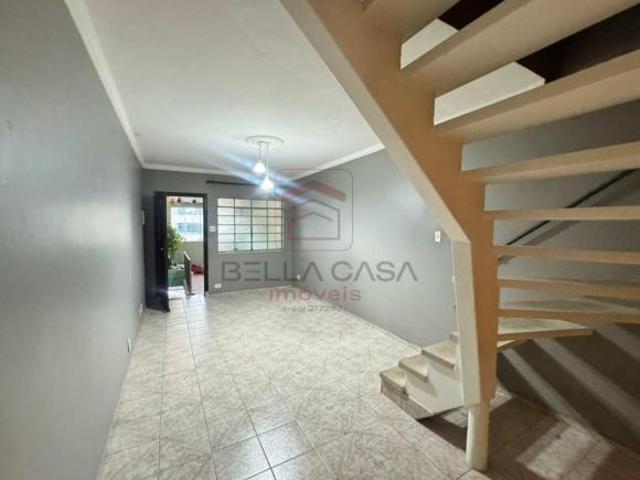 Sobrado Moóca 2 dormitórios 2 banheiros sala cozinha 1 vaga