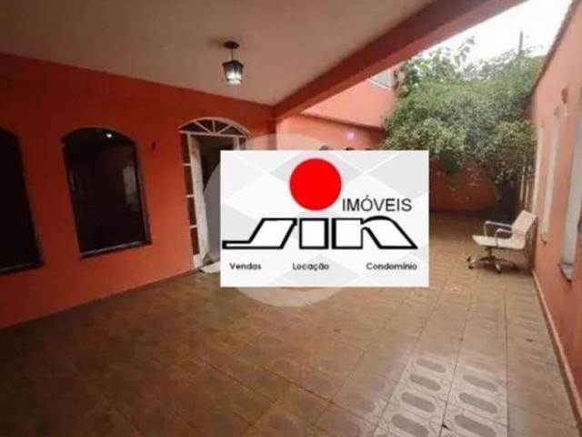 Sobrado na Mooca com 3 dormitórios e 3 vagas