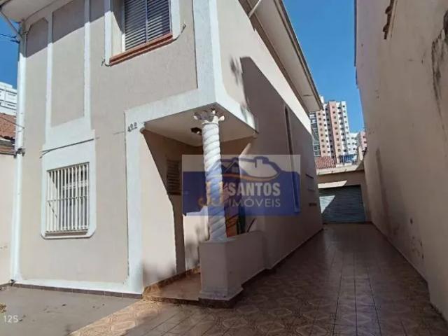 Sobrado na Mooca com salão e 4 vagas!
