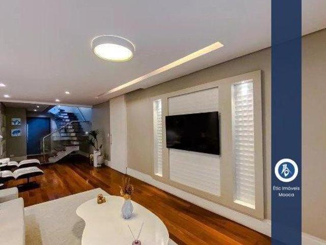Sobrado na Mooca, 260m², 4 Dormiórios, 3 Vagas
