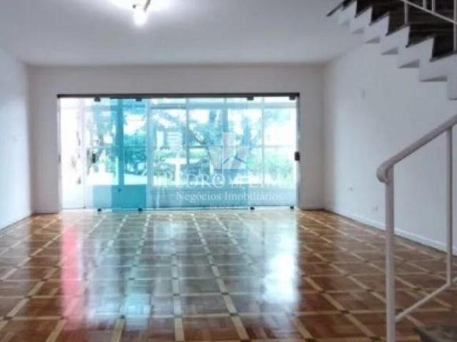 Sobrado na Mooca ! 3 dormitorio 4 banheiros 5 vagas de garagem