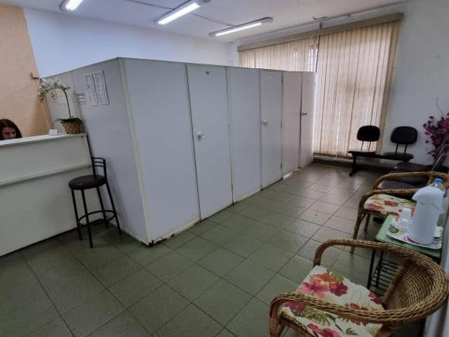 Sobrado na Av Rebouças ideal para clínicas, mercados, restaurantes, bancos, etc