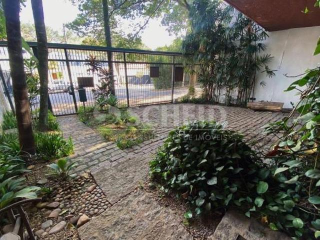 SOBRADO NA CHOCARÁ MONTE ALEGRE, ÓTIMA OPORTUNIDADE!
