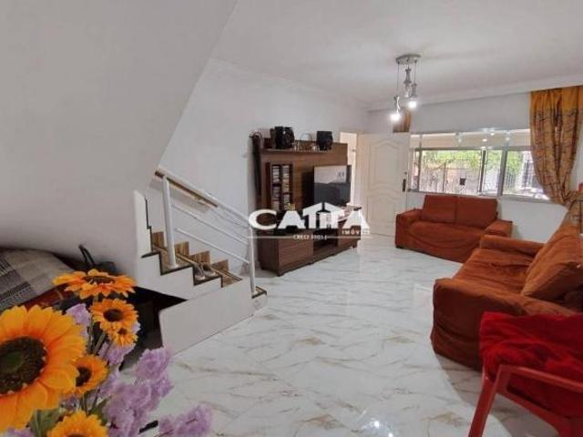Sobrado na Cidade Líder 4 Dormitórios, 2 Vagas, 209 m²