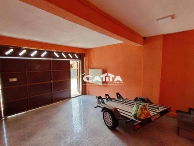Sobrado na Cidade Patriarca 5 Dormitórios sendo 1 Suíte, Hidro, 2 Vagas, 200 m²