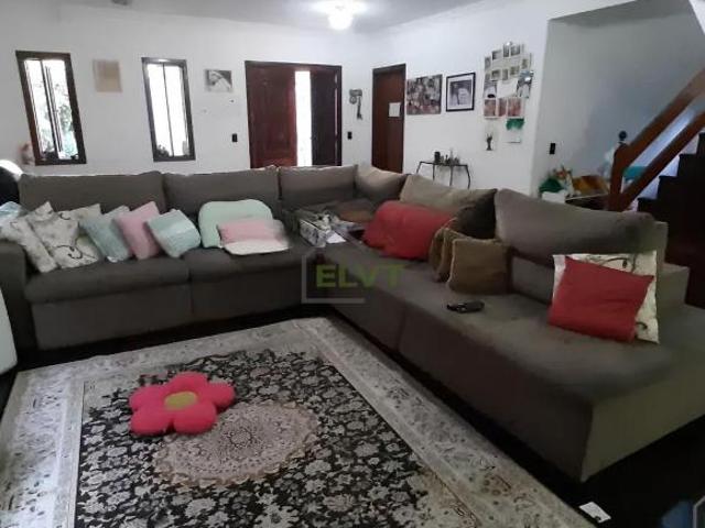 Sobrado na City Bussocaba Osasco | 6 Quartos 3 Suítes, 7 Banheiros e 3 Vagas