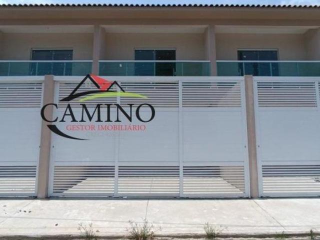 Sobrado na Enseada | 2 Suítes + Quintal Grande | Aceita Financiamento!