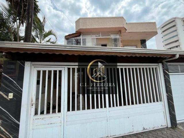 Sobrado na Guilhermina com 3 quartos à venda, 112 m² por R$ 900.000 Vila Guilhermina Praia Grand