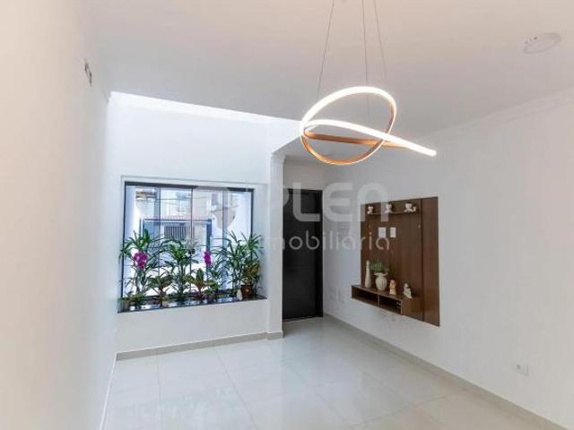 Sobrado na Parada Inglesa com 140m², 3 suítes, 2 vagas
