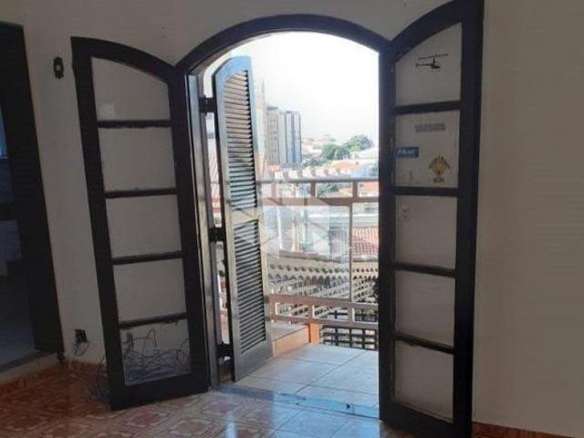 Sobrado na Parada Inglesa com 3 dormitórios e 3 vagas