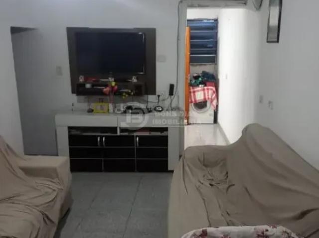 Sobrado na Penha com 08 dormitórios