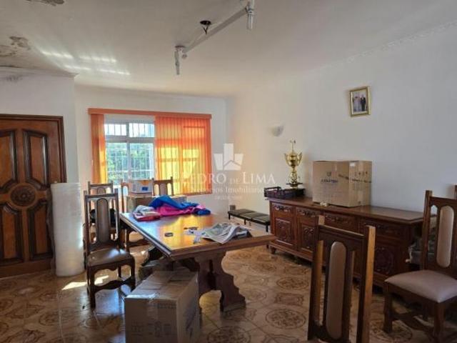 Sobrado na Penha 704m² 5 suítes e 30 vagas