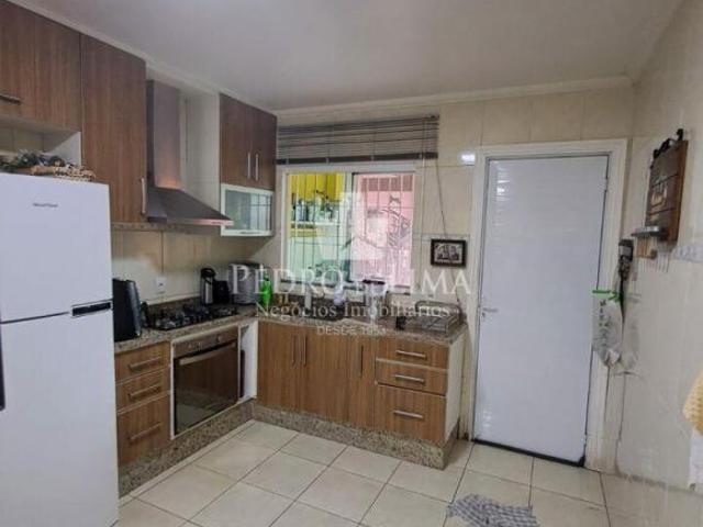 Sobrado na região da Vila Esperança Penha