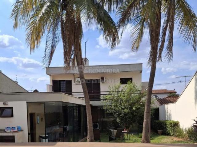 Sobrado na Santa Cruz