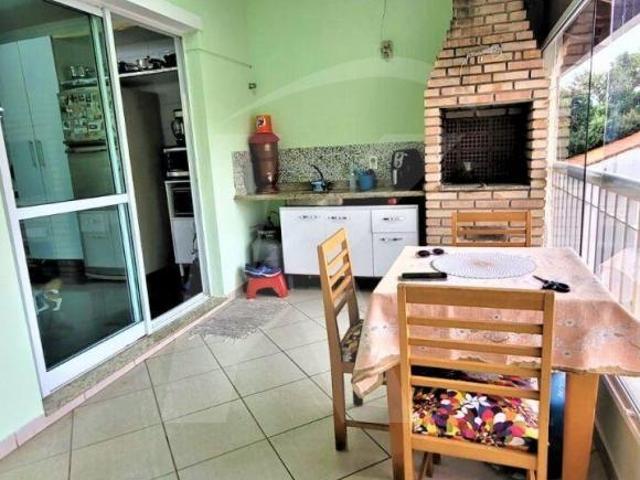 Sobrado na Santa Terezinha, 5 quartos 1 suite 4 vagas, Confira !