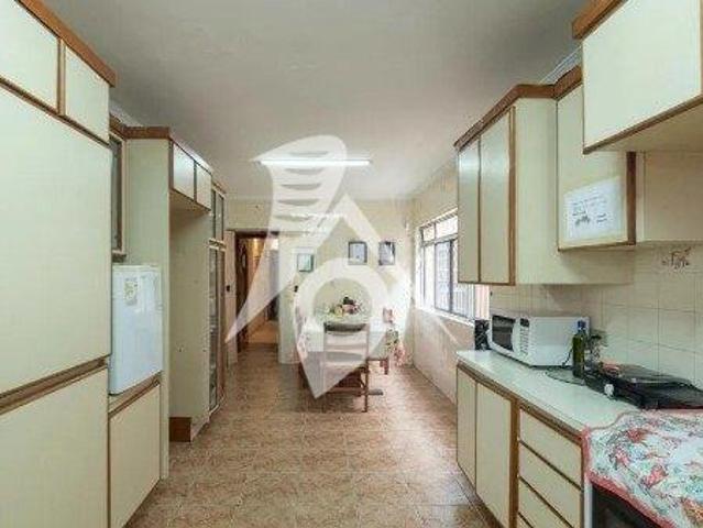 Sobrado na Saúde, 400m², 4 Dormitórios, 1 vaga