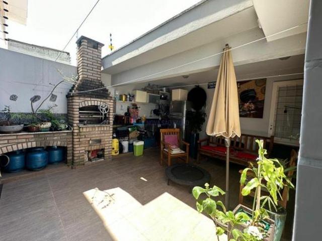 Sobrado na Saúde