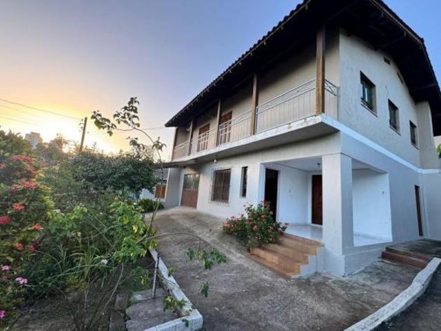 SOBRADO NA SCHARLAU ALTA | 216,9m² | TERRENO 15x30