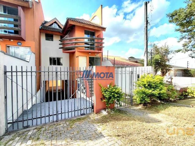 Sobrado na Teffe Bom Retiro Curitiba PR, aluguel por R$ 3.580