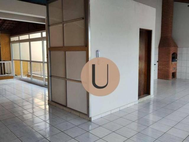 Sobrado na Vila Carrão 300 m 3 quartos e 2 vagas