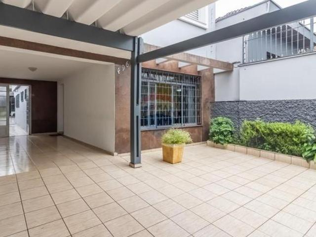 Sobrado na Vila Anastácio à Venda 4 dormitórios, 3 banheiros, 3 vagas, em Região Valorizada