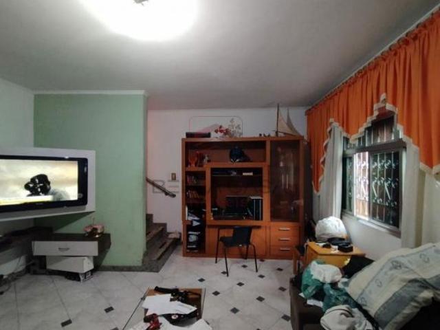Sobrado na Vila Ema, 145m2, 03 quartos sendo 01 suíte e 06 vagtas