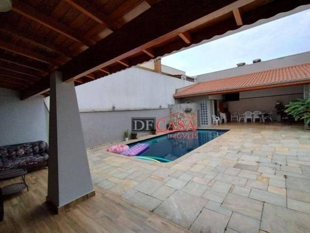Sobrado na Vila Matilde 5 Dormitórios sendo 1 Suíte Master, 6 Vagas, 385 m²