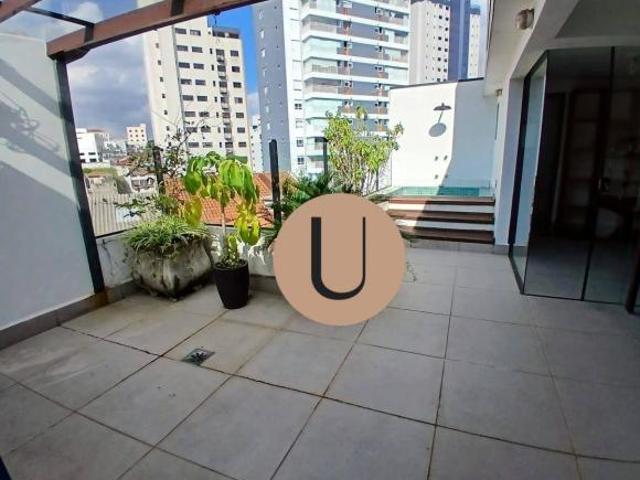 Sobrado na Vila Mariana – 3 Suítes, Lareira, Jacuzzi e Espaço Gourmet
