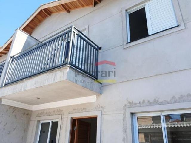 Sobrado na Vila Medeiros, com 2 suites e 2 vagas
