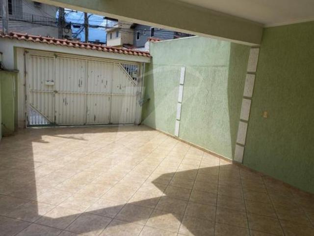 Sobrado na Vila Medeiros com 3 dormitórios, 2 vagas de garagem
